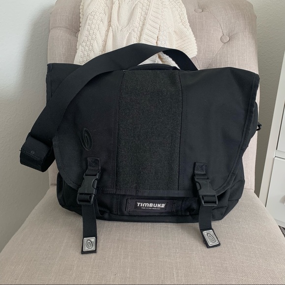 Timbuk2 | Bags | Timbuk2 Black Classic Messenger Bag | Poshmark